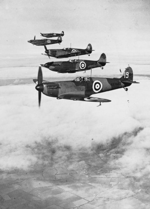 Duxford Airfield History | Home to the British aviation classics